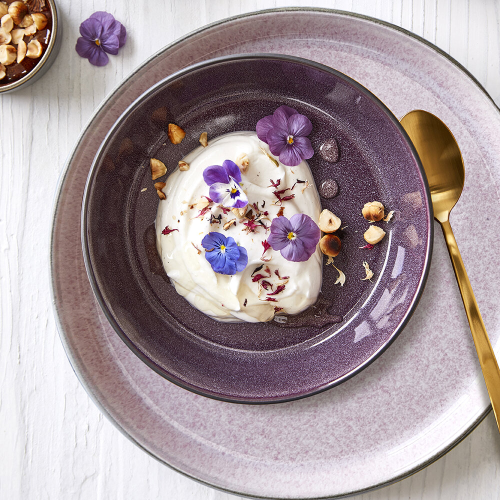 Colorful Plates for Spring Tables | Wallflower