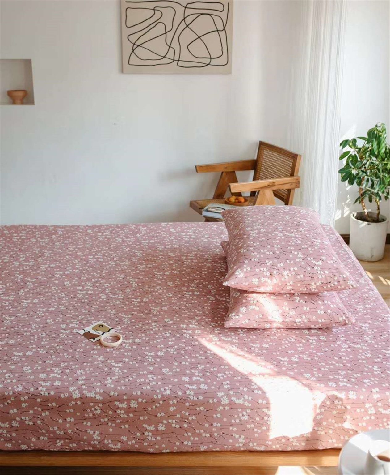 Best Bedsheets | Where To Buy Pretty Bed Sheets | wallflower