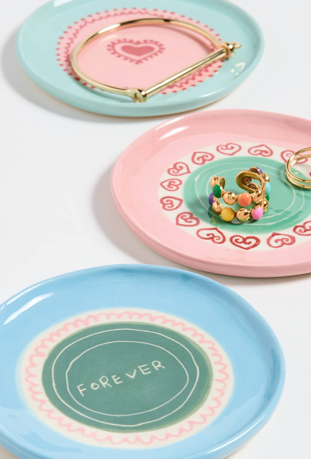 Cute Valentine's Day Decor & Valentines Day Gifts | wallflower