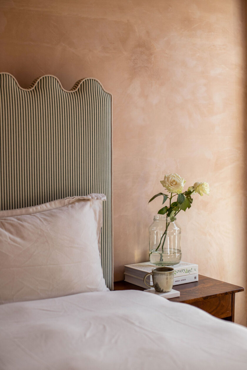 Where To Buy a Curved Headboard and Wavy Beds